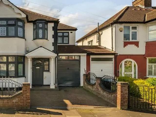 143 Fleetwood Road, Dudden Hill, London, NW10 1NP, United Kingdom | 5 bed house for rent #167676808 | Rentberry