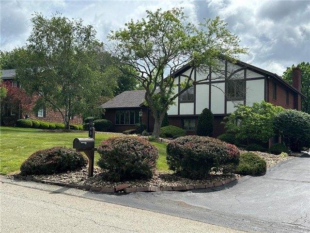 143 Heritage Hills Rd, Uniontown, PA 15401