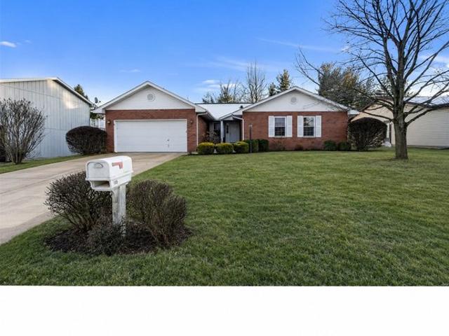 143 Huntleigh Dr, Belleville, IL 62220