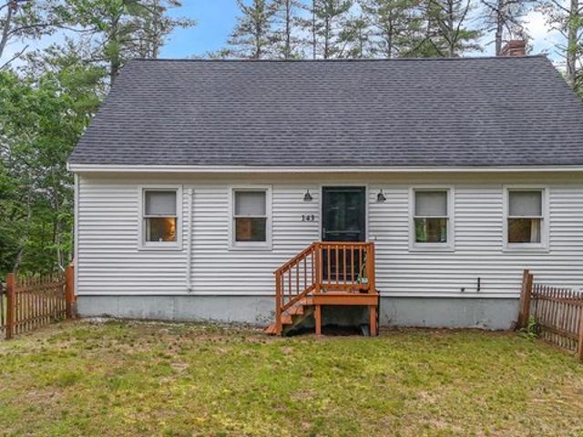 143 Old Portland Rd, Waterboro, ME 04061