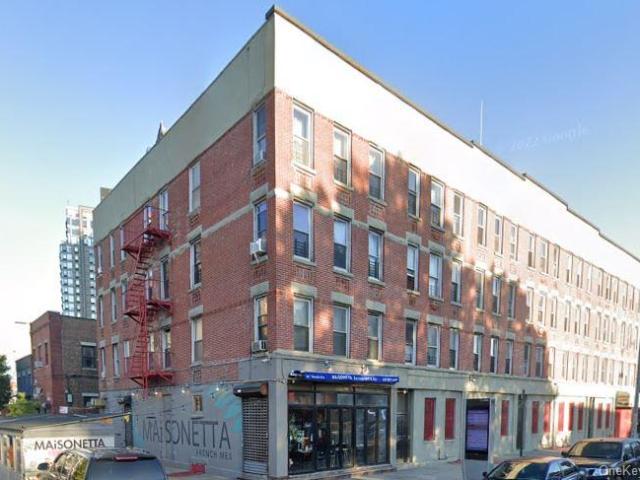 143 Lincoln Avenue
