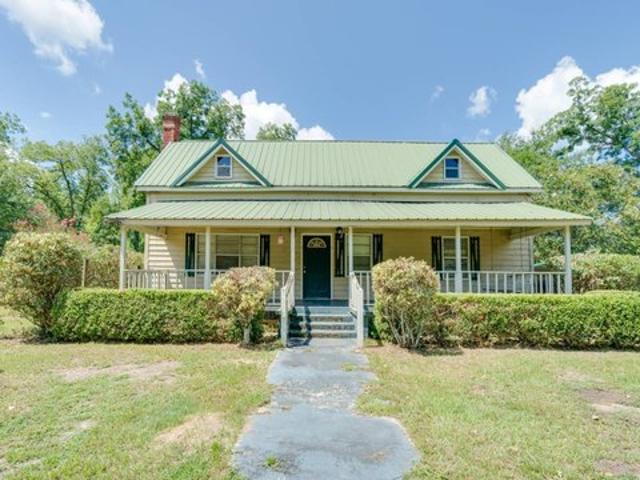 143 Lynch St, Norman Park, GA 31771