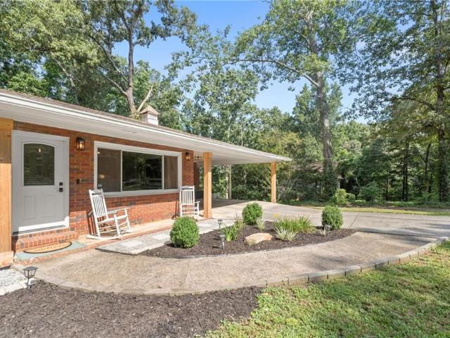 143 Mountainview Circle