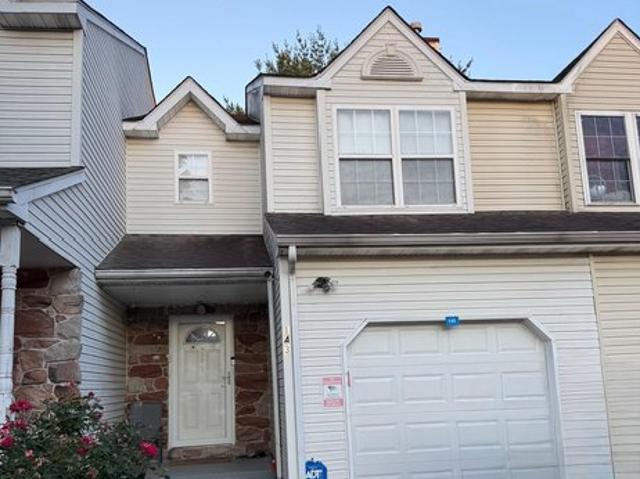 143 Mendel Ct, Bear, DE 19701