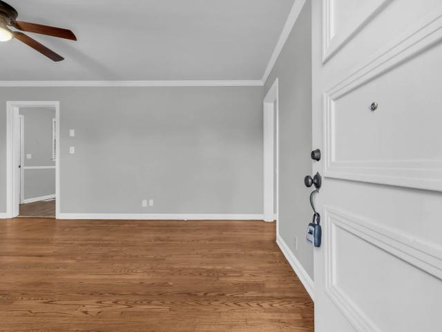 143 N Meadow Dr