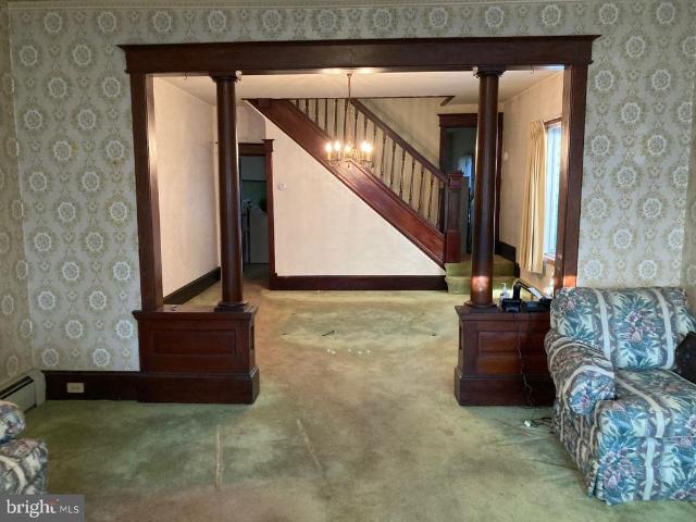 143 N Railroad Ave