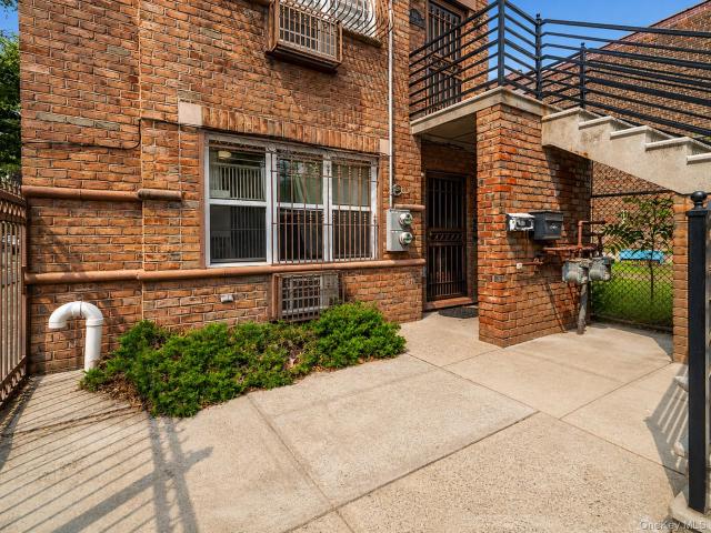 143 Newport Street