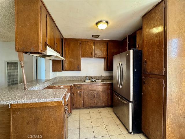 143 S Avenue 54 5