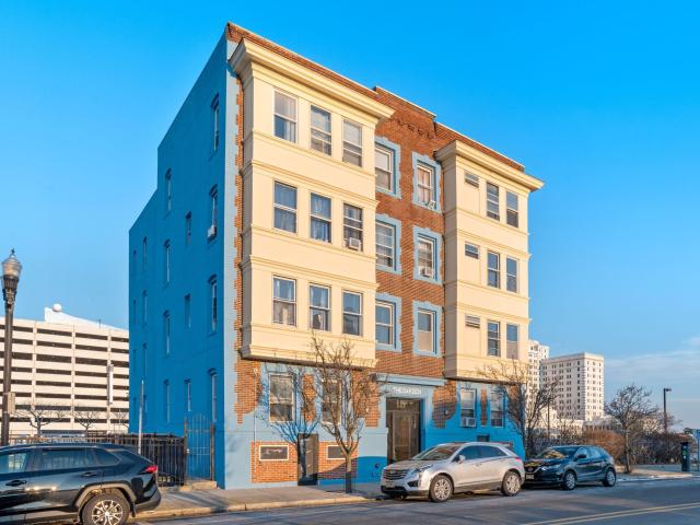 143 S South Carolina Ave