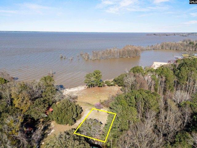 143 Severance Ln, Eutawville, SC 29048