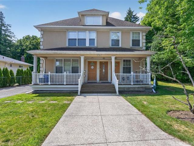 143 Searingtown Rd, Albertson, NY 11507