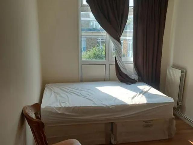 143 Stockwell Park Road, London, SW9 0TQ, United Kingdom | Room for rent #166820247 | Rentberry