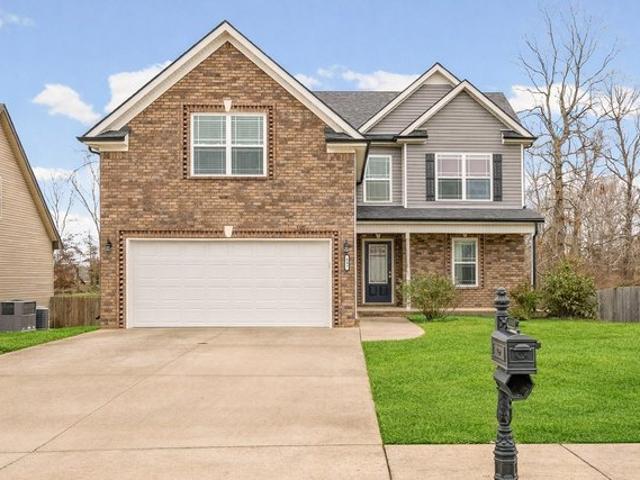 143 Sycamore Hill Dr, Clarksville, TN 37042