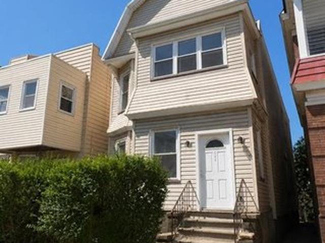 143 Pearsall Ave, Jersey City, NJ 07305