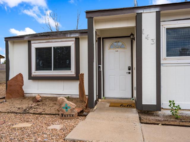 143 Pecos Loop SE