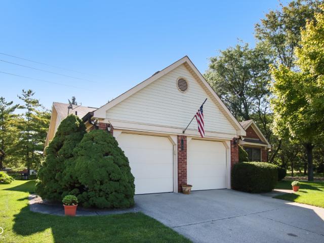 143 President Trail E