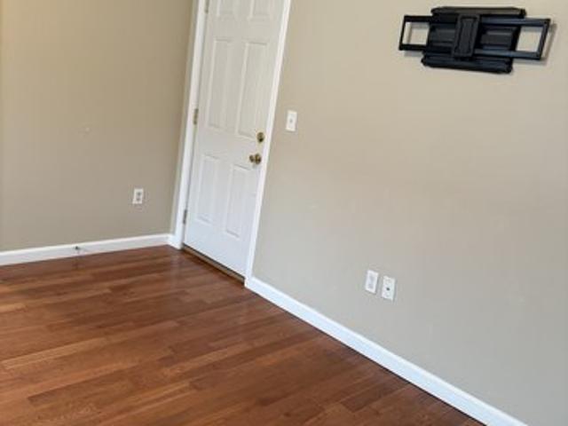 143 Providence St Apt 6, Worcester, MA 01604