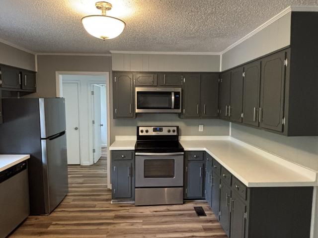 143 Roy Webb Rd