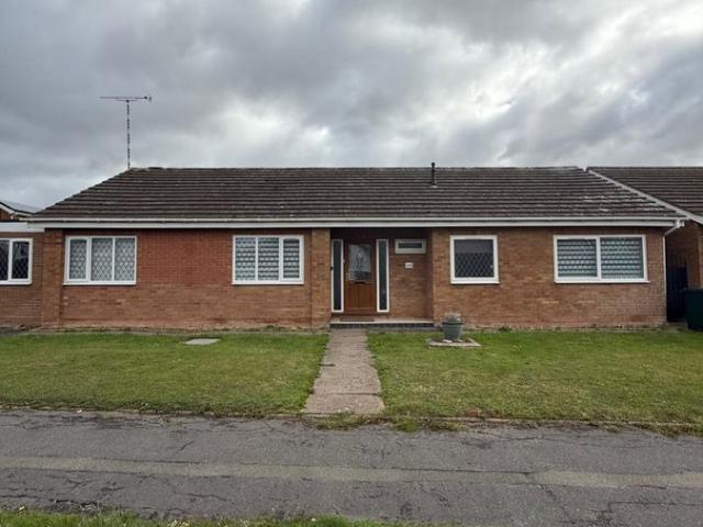 143 Room 7, De Montfort Way, Coventry CV4, Room to rent, £667 pcm | PrimeLocation