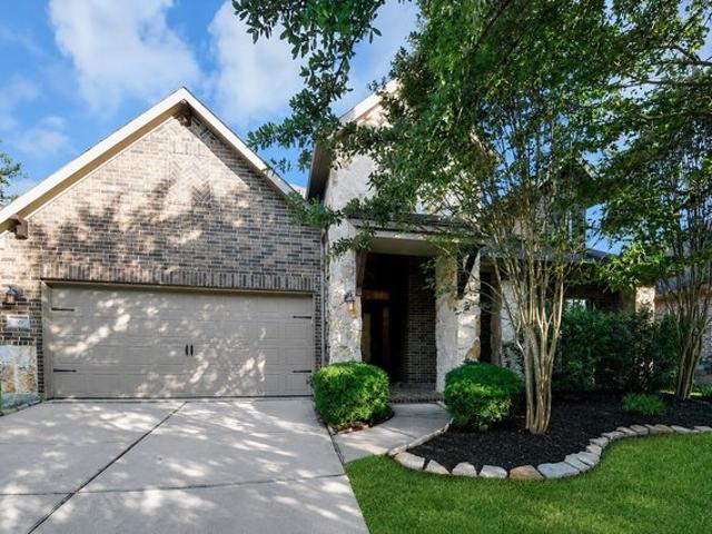 143 W Wading Pond Cir, Tomball, TX 77375