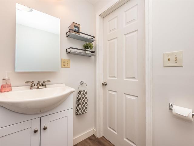 143 Town House Road