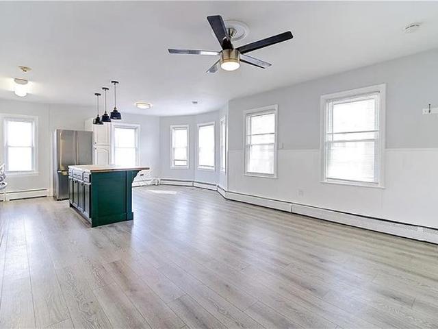 143 Tell St, Providence, RI 02909