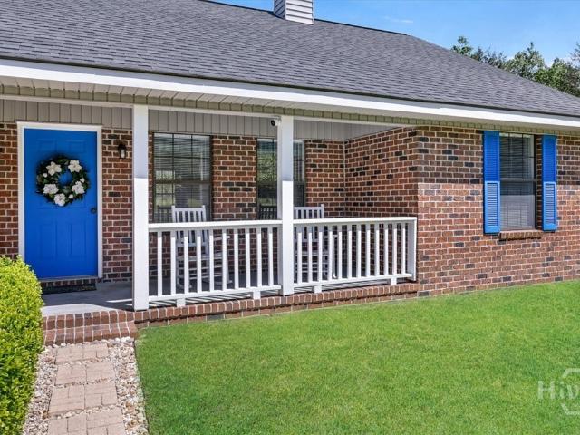 143 Twin Oak Circle