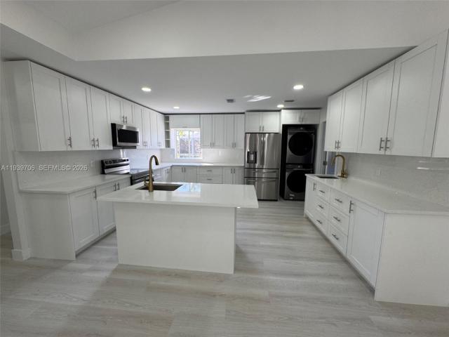 14441 Pine Lily Dr, Fort Myers, FL 33908 | MLS #A11939