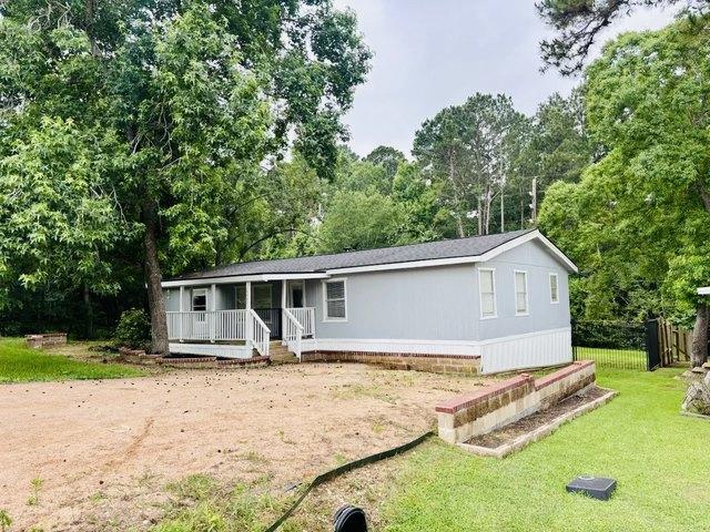 14447 W Lee Shore Dr, Willis, TX 77318