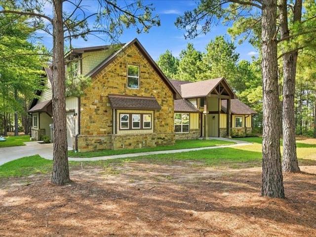 14448 Meadow Glen Rd, Lindale, TX 75771