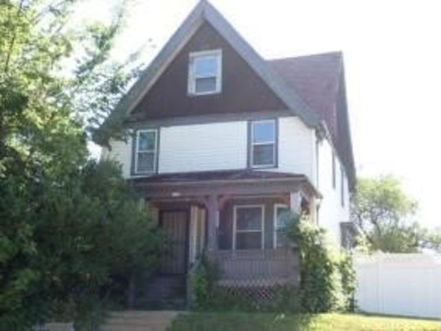 1444 N 35th St, Milwaukee, WI 53208