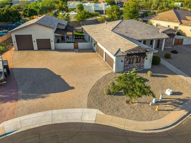 1444 N Aaron Cir, Mesa, AZ 85207