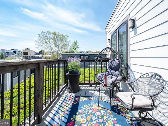 1444 Ogden St NW, Unit 302, Washington, DC 20010 | MLS #DCDC2255 | Compass