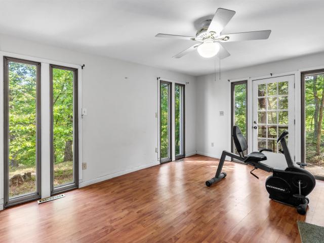 1444 Forest Home LN