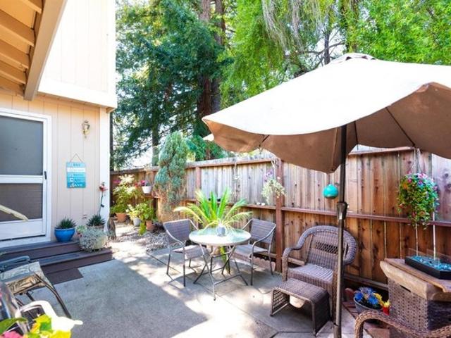 1444 Gold Way, Rohnert Park, CA 94928
