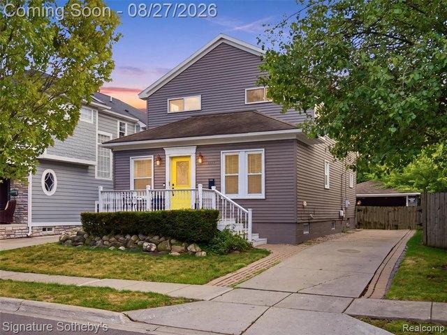 1444 Holland St, Birmingham, MI 48009
