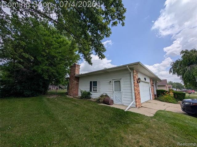 1444 Knollridge Lane