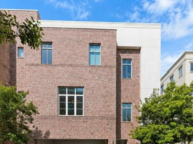 1444 Lake Pointe Pkwy, Sugar Land, TX 77478