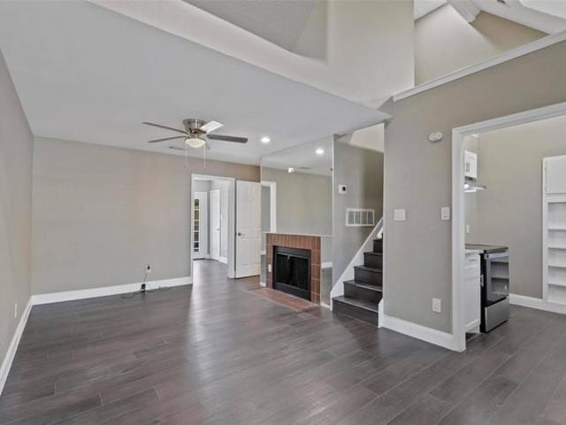 1444 Weiler Blvd, Fort Worth, TX 76112