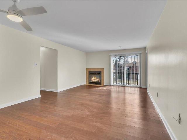 1444 Woodview Drive #7