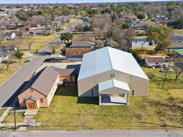 1444 2nd Ave, Port Arthur, TX 77642 | MLS #40046