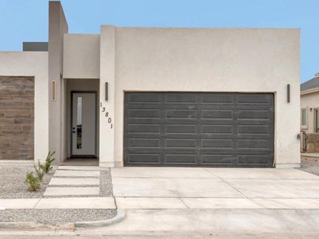 14453 Lavender Pkwy, Horizon City, TX 79928