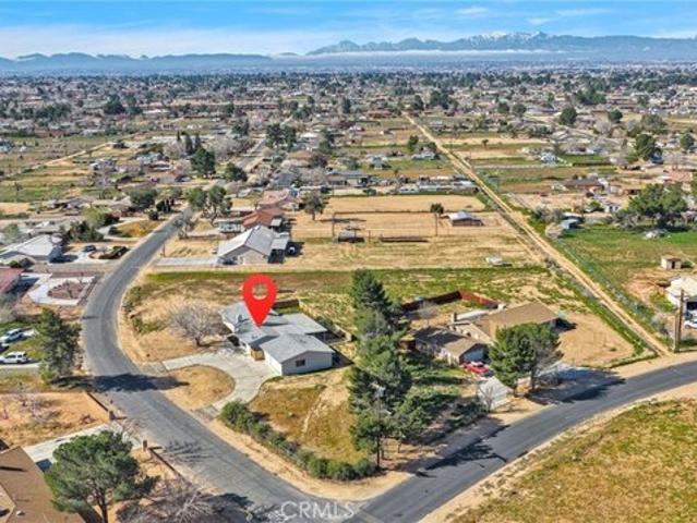 14450 Jicarilla Rd, Apple Valley, CA 92307