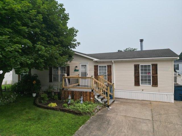 14451 Winding Creek Ln, West Olive, MI 49460