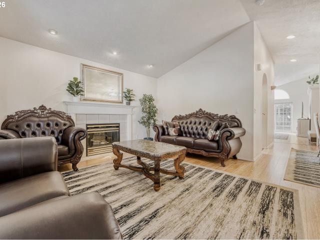 14452 se territory dr