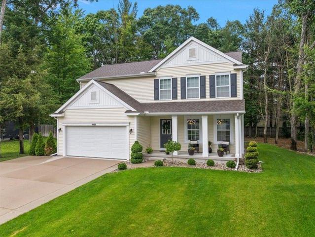14455 Manor Rd, Grand Haven, MI 49417