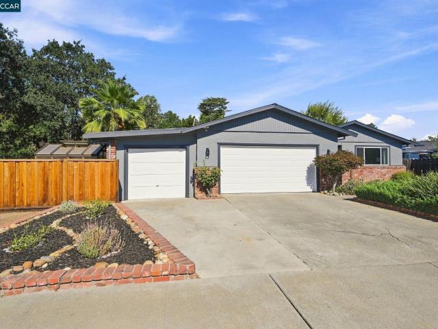 1445 Bassett Dr
