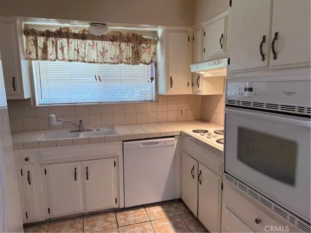 1445 Brookdale