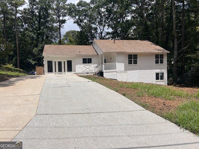 1445 Diplomat Dr, Riverdale, GA 30296
