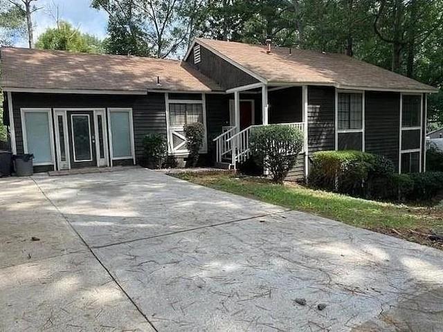 1445 Diplomat, Riverdale, GA 30296